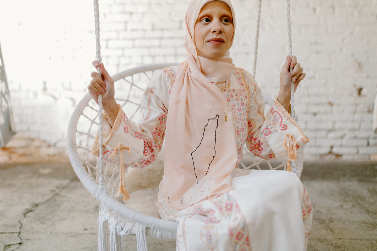 Redefining Beauty Norms - Basima's Reflections – Headed Somewear